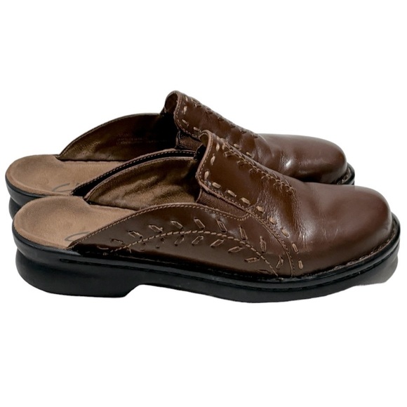Clarks | Shoes | Clarks Brown Leather Boho Slip On Mule Clog Stitch ...